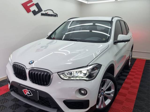 BMW X1 em Curitiba - Carros usados e novos